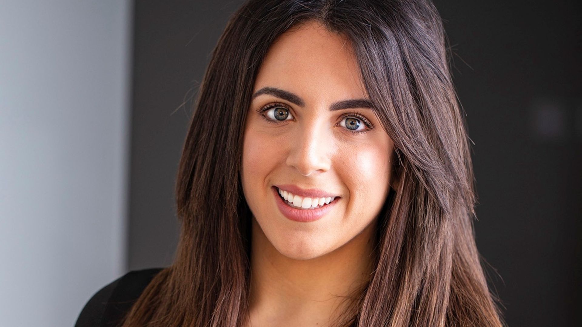 Yellow Kite signs up new cookbook by The Very Hungry Greek