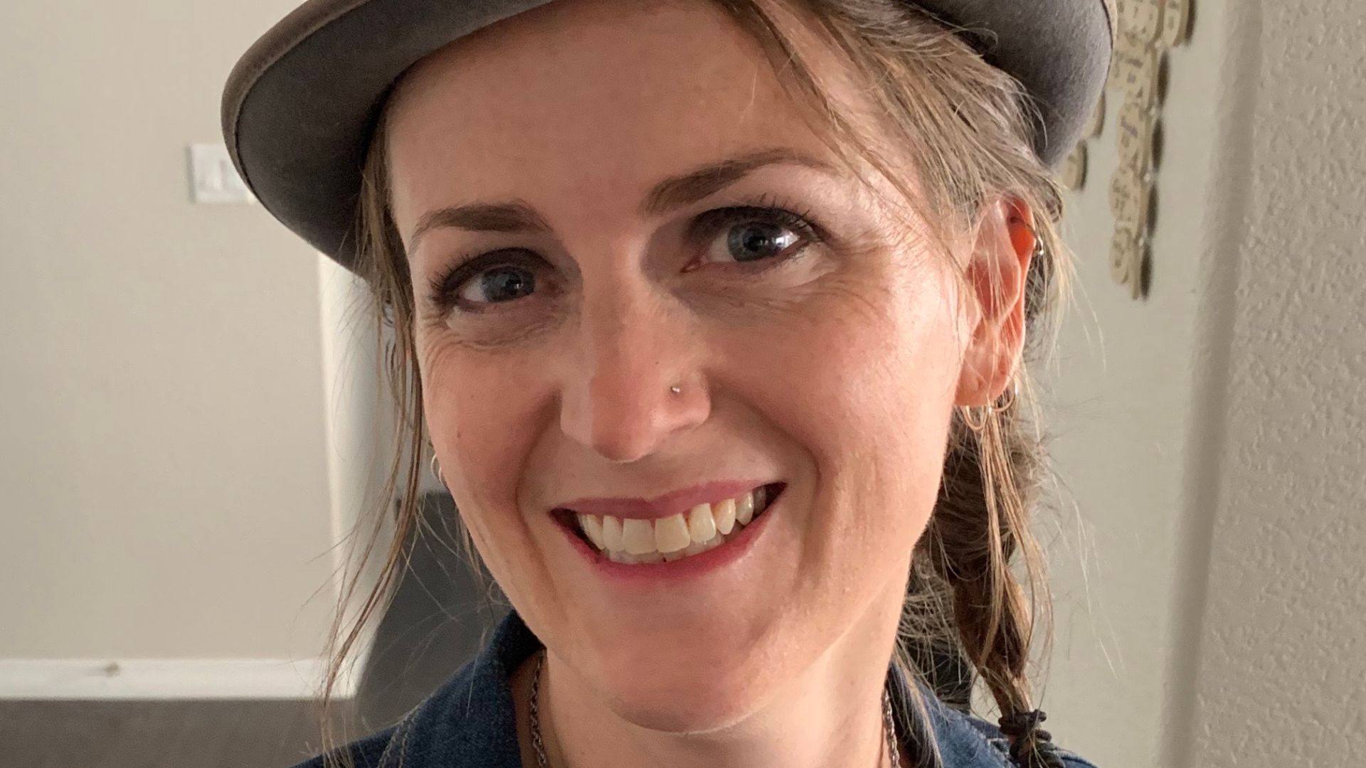 Penguin signs ‘thrilling’ YA murder mystery set in space by Cross