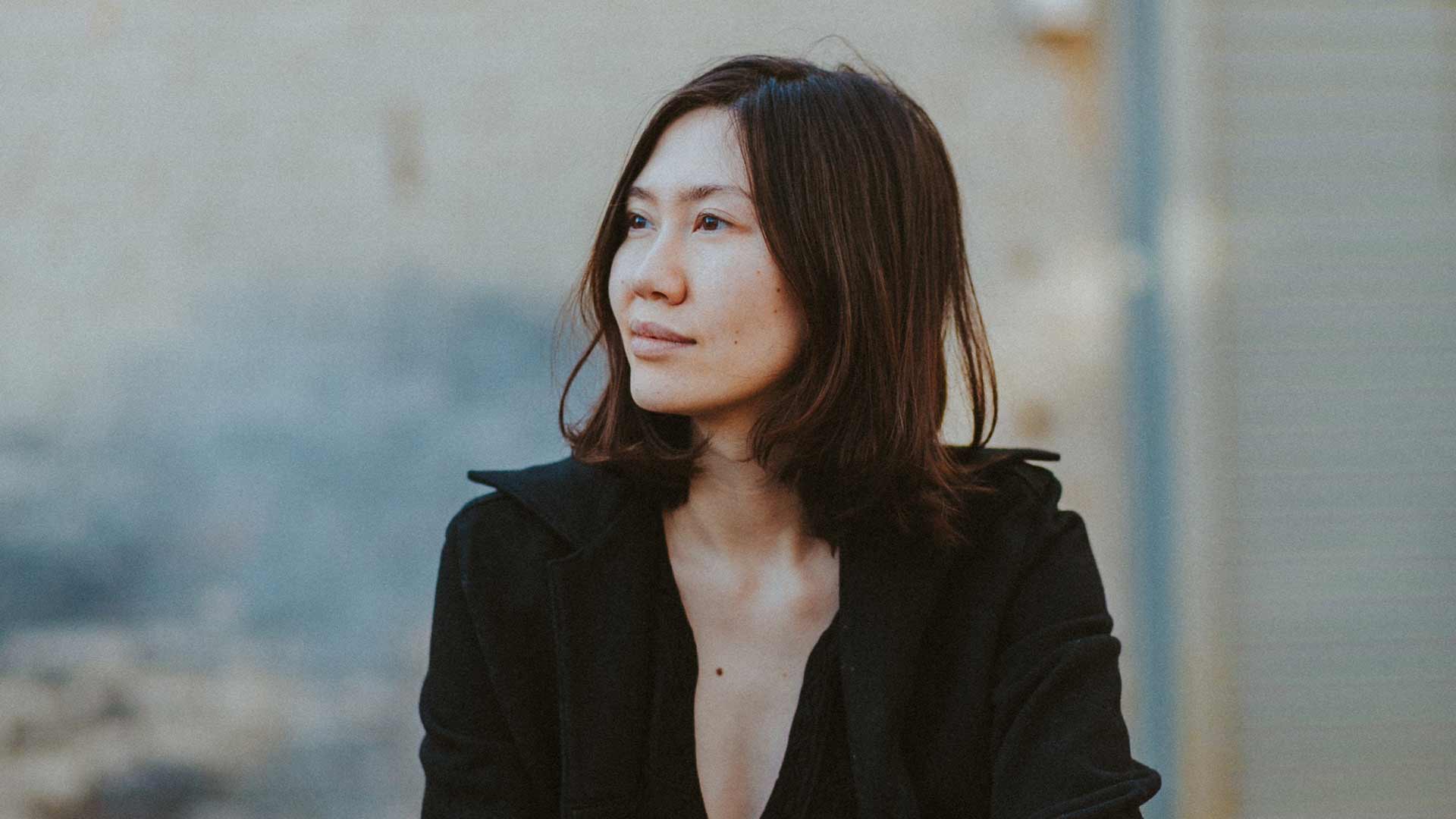 HarperFiction scoops Ríoghnach Robinson's 'perfect' debut in a 10-way auction