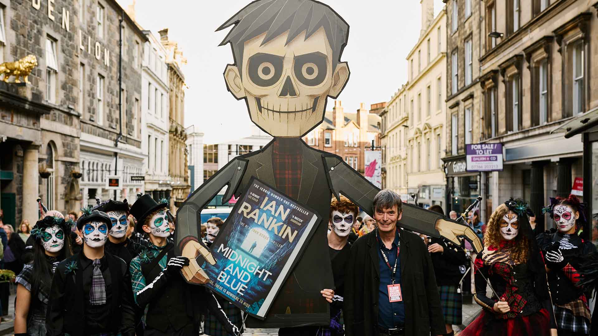 Bloody Scotland reveals 2025 winners of McIlvanney and Debut Prizes